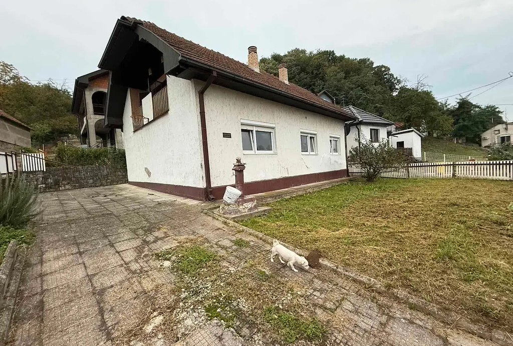 Prodaja, kuća, 178m², Centar, Loznica