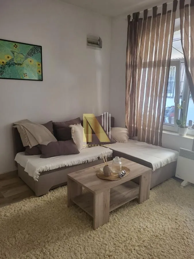 Izdavanje, jednosoban stan, 36m², Centar, Novi Sad