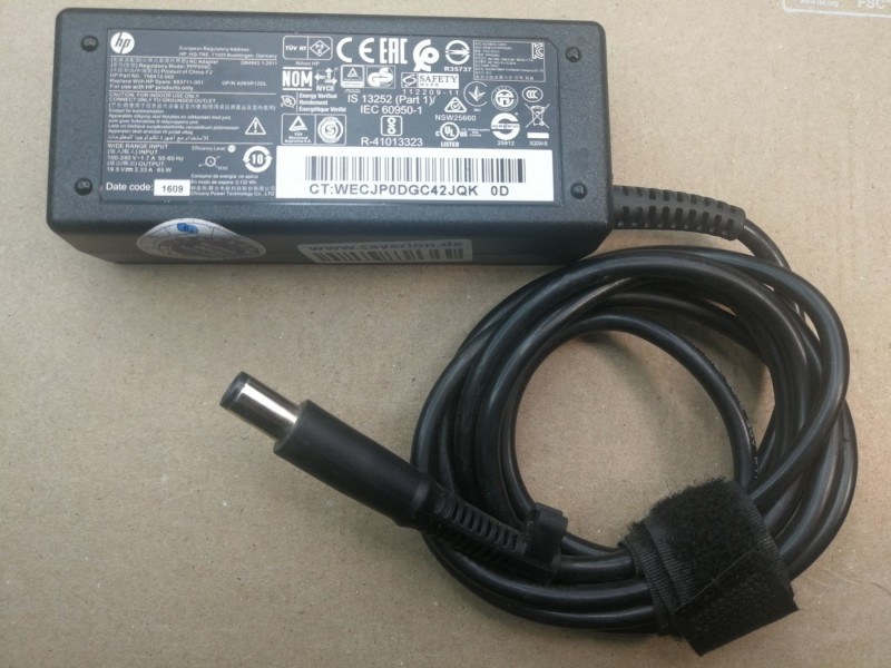 Adapter HP PPP009C 19,5V --- 3,33A 65W