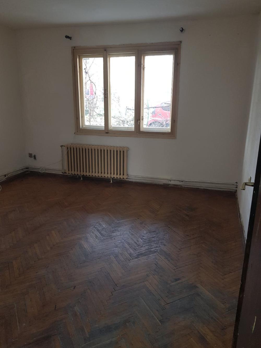 Kapetana bate br. 9, Stan na prodaju, 76m2, 270€