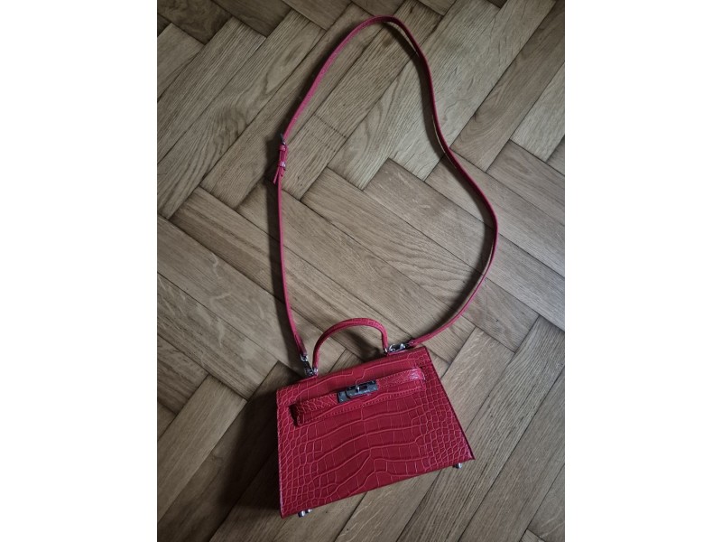 Odlicna HERMES KELLY torbica