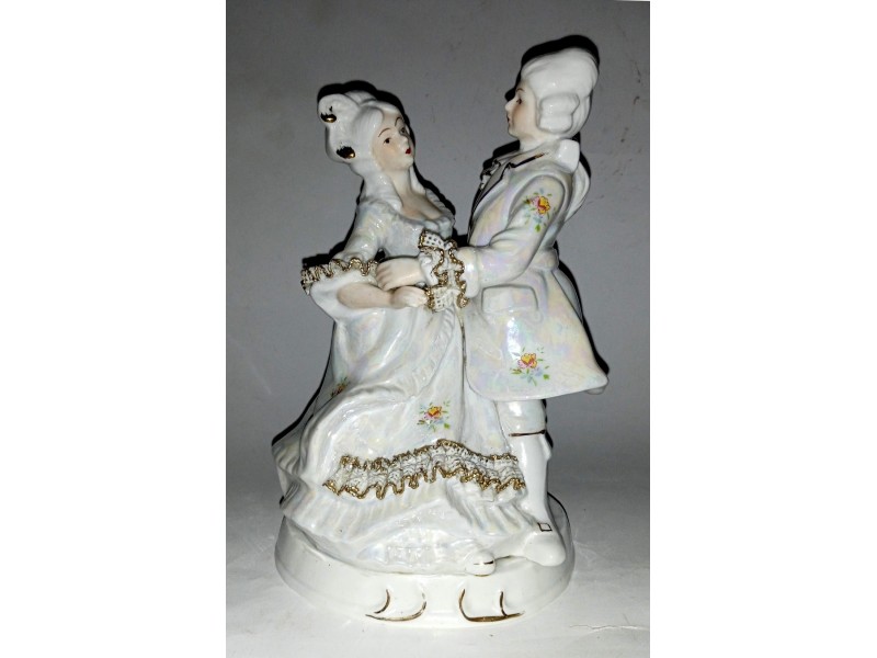 FIGURA, TRBUH za LAMPU - SEDEF CIPKASTI PORCELAN 24x16