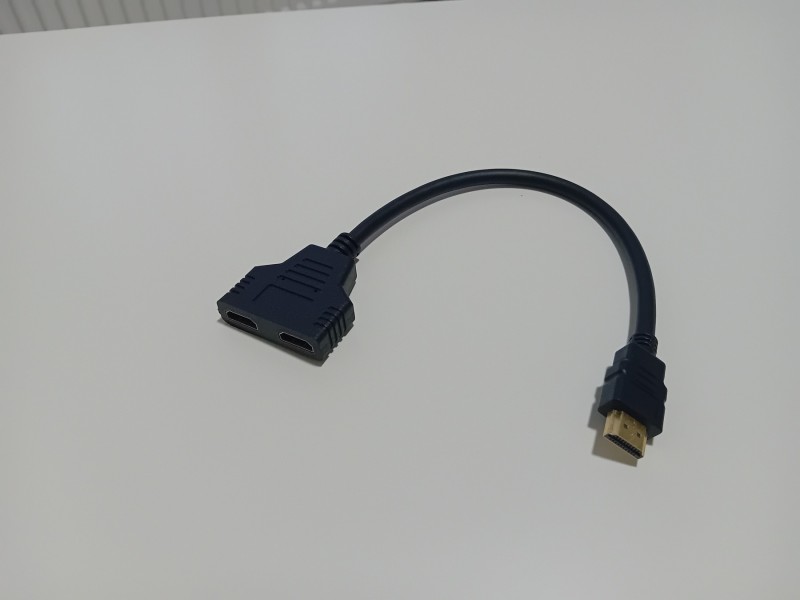 hdmi spliter sa jednog hdmi na 2 hdmi ispravan