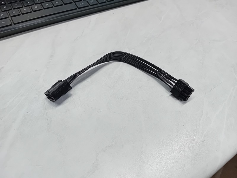 CPU produzni kabal pin 8 na pin8 deljiv 22,5cm nov