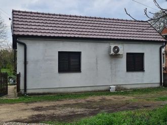 63m² 33.000€
Bogatić, Centar