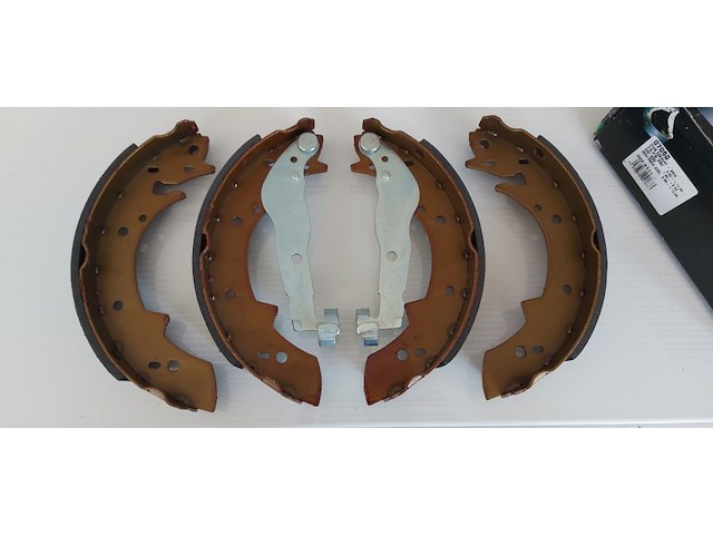 Brake shoe set, BMW 3 (E30) 316i, 318i, 320i, LPR 07050
