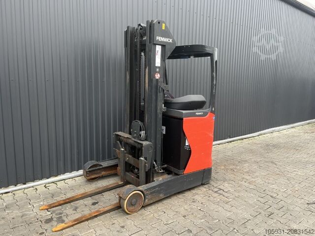 Reach truck
Linde R14-01