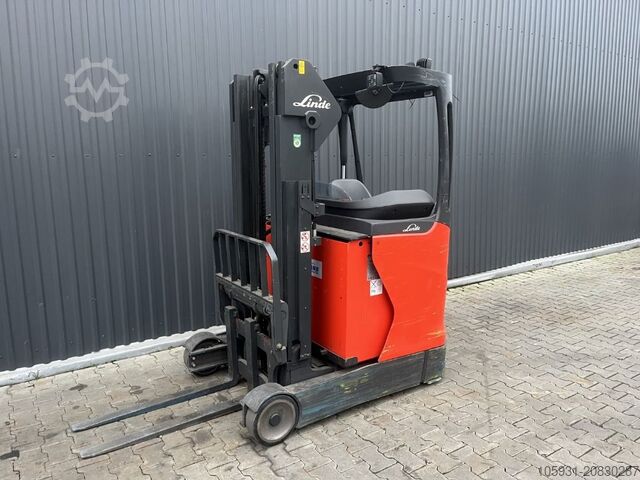 Reach truck
Linde R10N-01