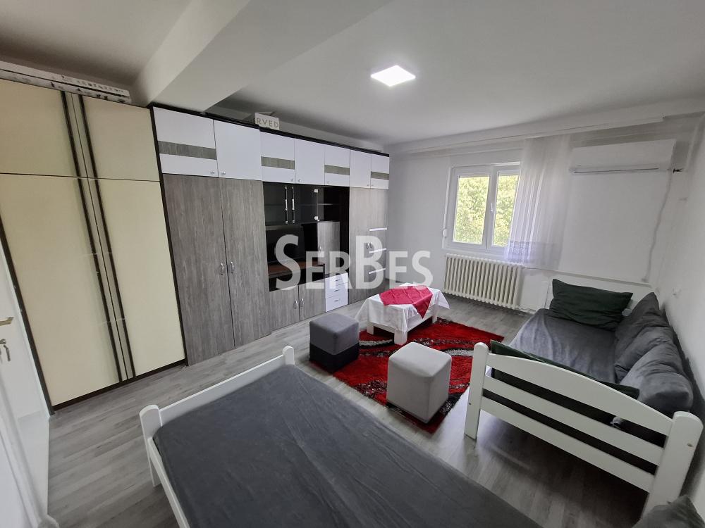 Izdajem odlican 1.0 stan 45m2 na Novom naselju ID#1731 250 €