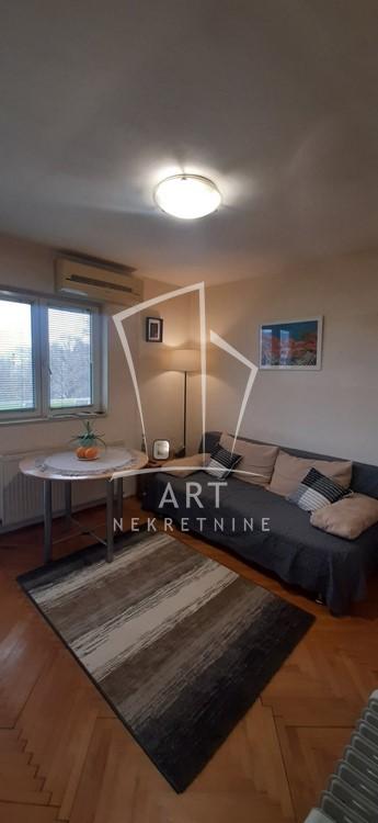 Braće Jerković, 37m2 ID#9492 400 €