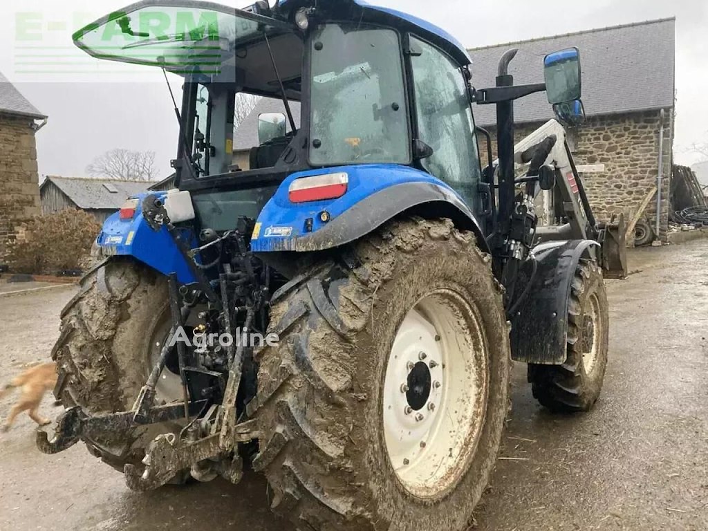 New Holland t5 95 dual command traktor točkaš