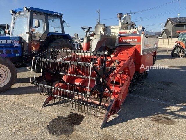 Yanmar COMBINE(Yanmar) kombajn za žito