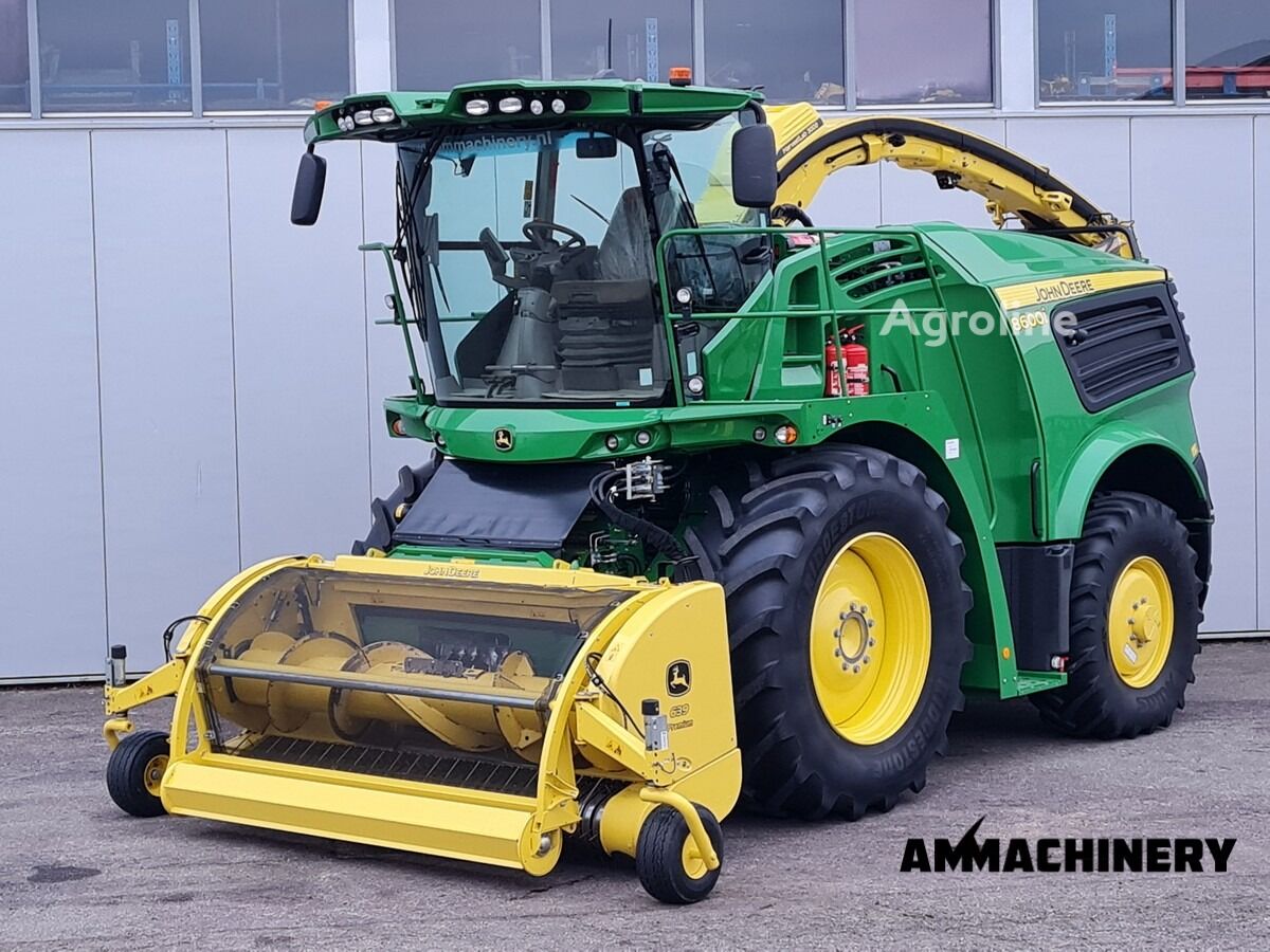 John Deere 8600 i including John Deere 639 Premium krmni kombajn