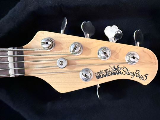 Musicman StingRay 5 HH