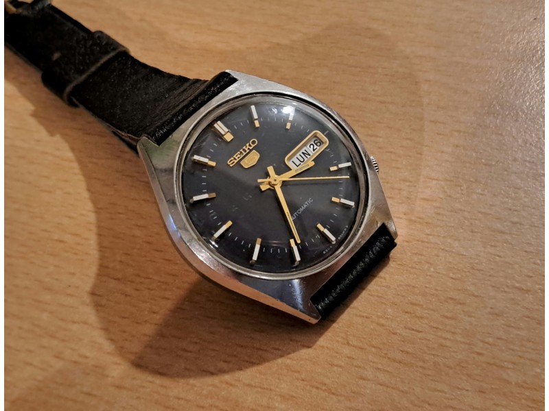 Seiko 5 automatik muški sat