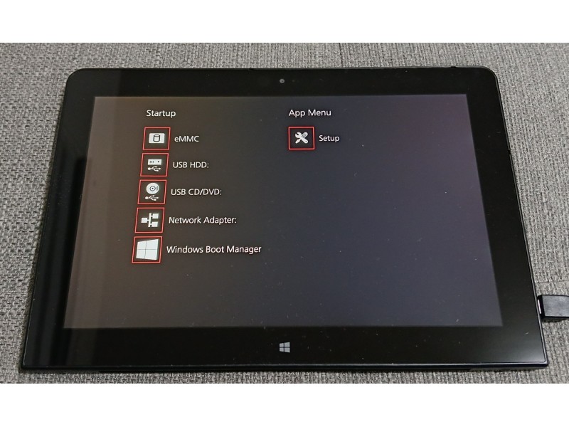 2.Lenovo ThinkPad Tablet 10 2nd Gen TP00064B