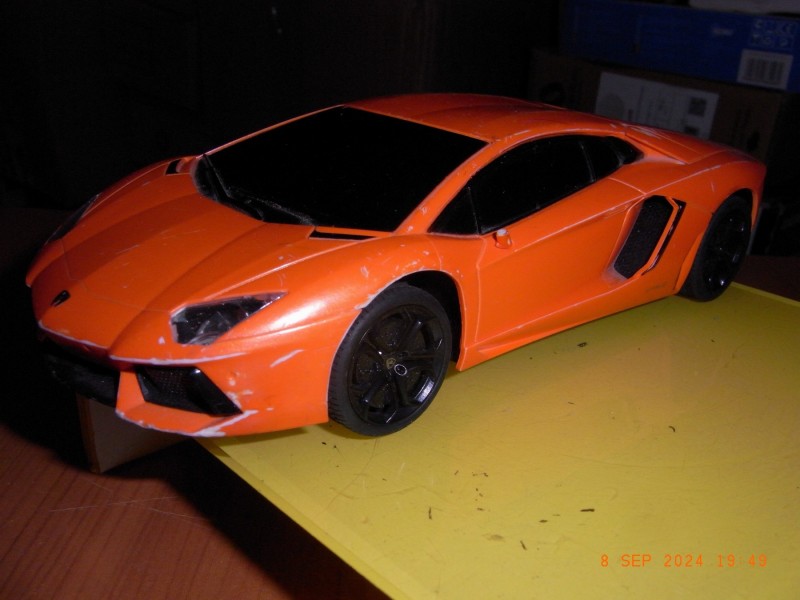 POPUST!LAMBORGHINI AVENTADOR LP700-4-igračka-duž. 20cm.