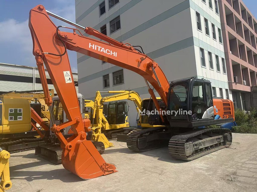 Hitachi ZX200 bager guseničar