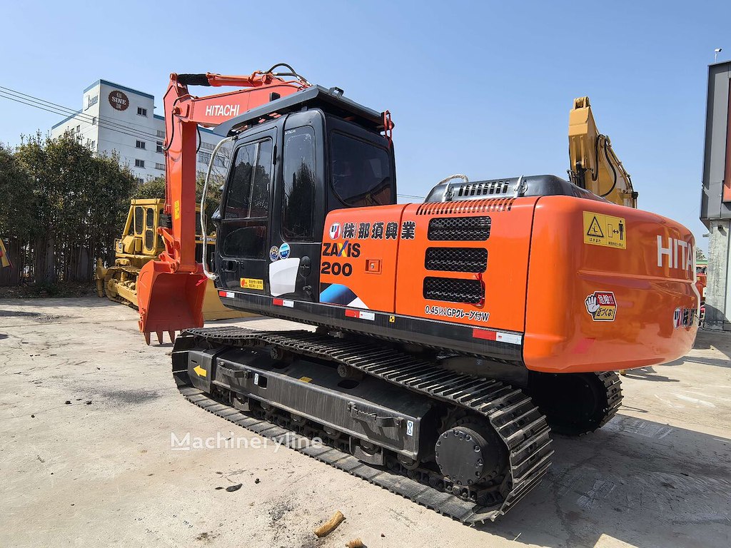 Hitachi ZX200-6 bager guseničar
