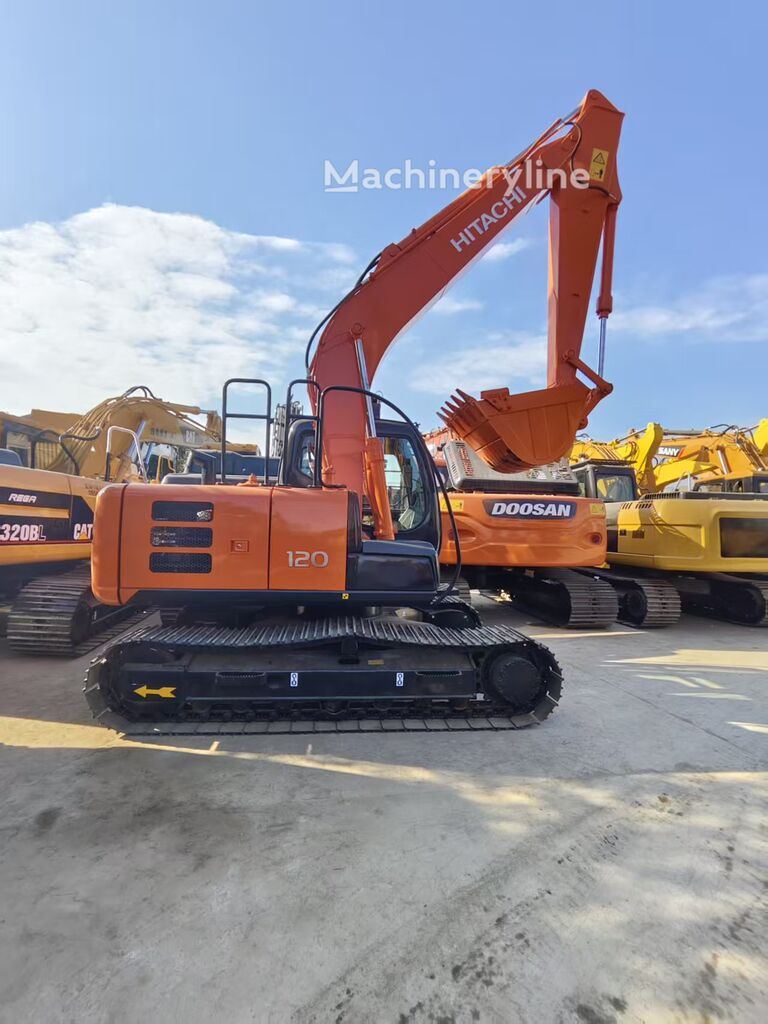 Hitachi ZX120 bager guseničar