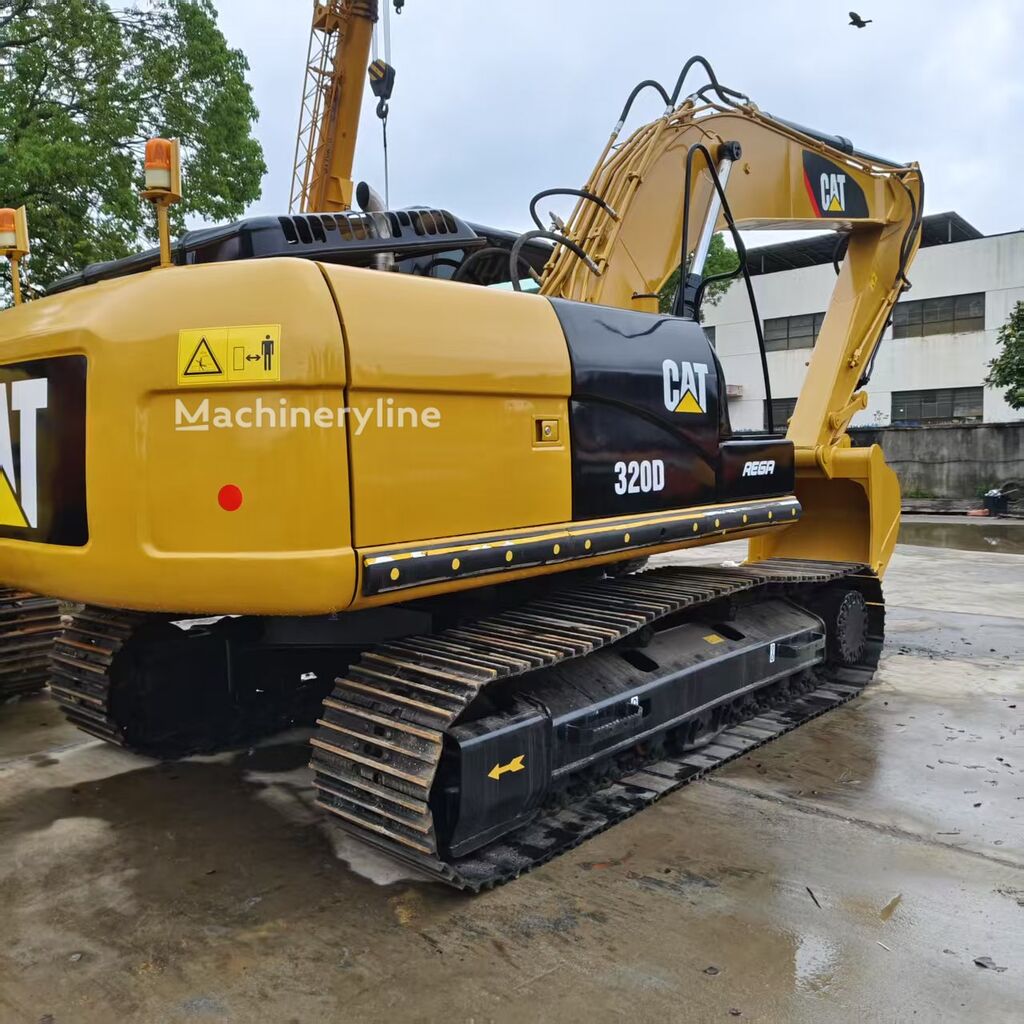 Caterpillar 320D bager guseničar
