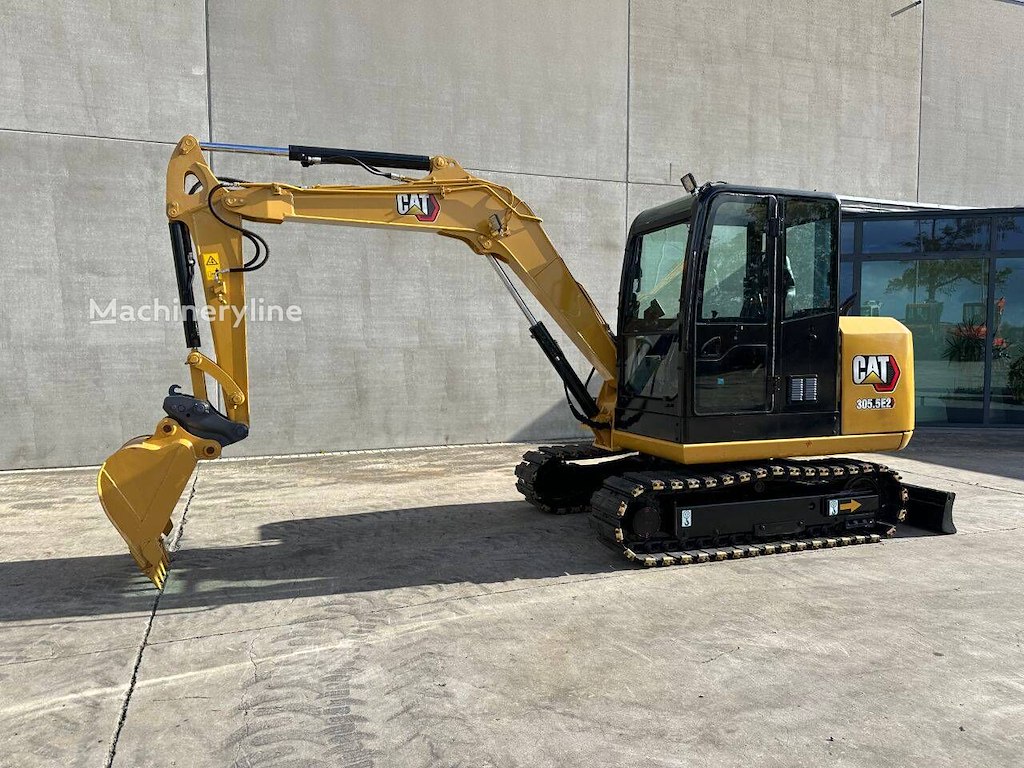 Prodaje se Caterpillar 305.5E2 mini bager na aukciji