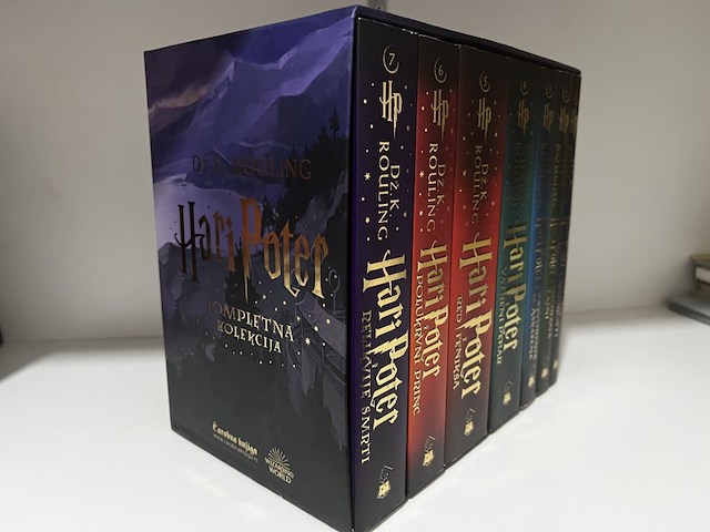 Komplet knjiga Harry Potter 1-7 NOVO