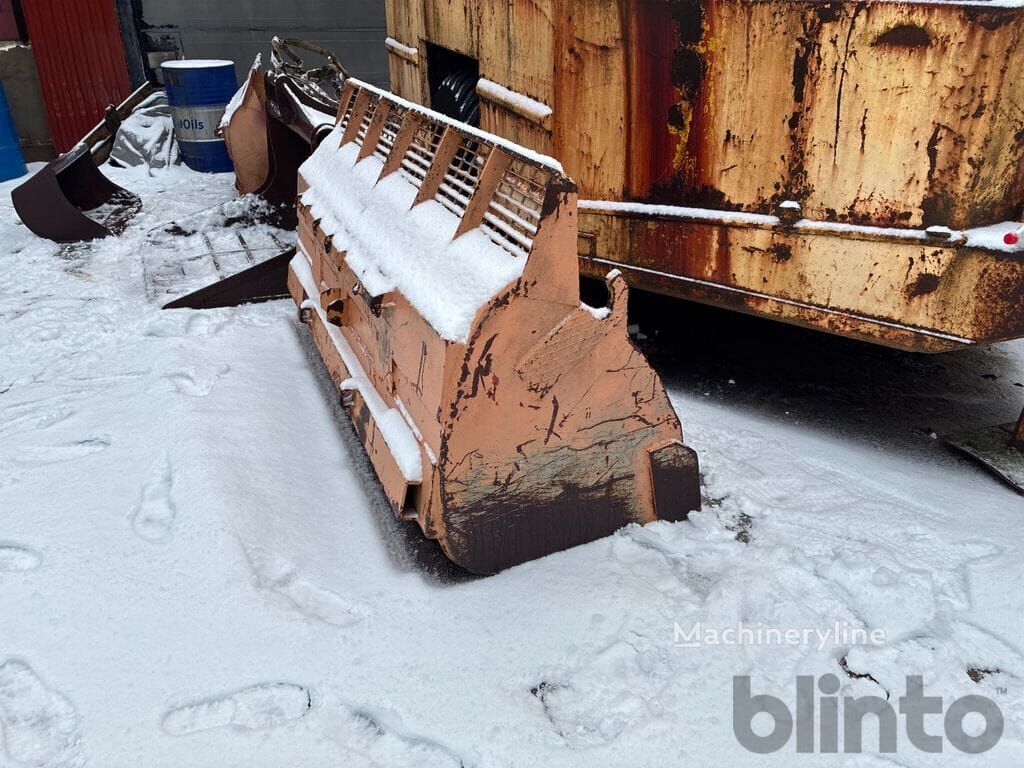 Prodaje se Ford Snöskopa med siktgaller kašiku za prednje utovarivač na aukciji
