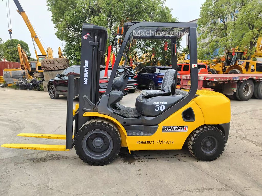 Komatsu FD30 dizel viljuškar