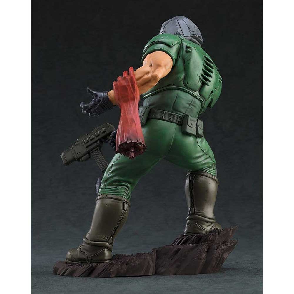 Doom Pop Up Parade PVC Statue Doom Marine (17 cm)