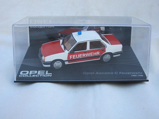 1:43 IXO/altaya opel ascona C