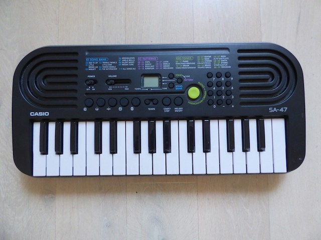 Sintisajzer CASIO SA-47