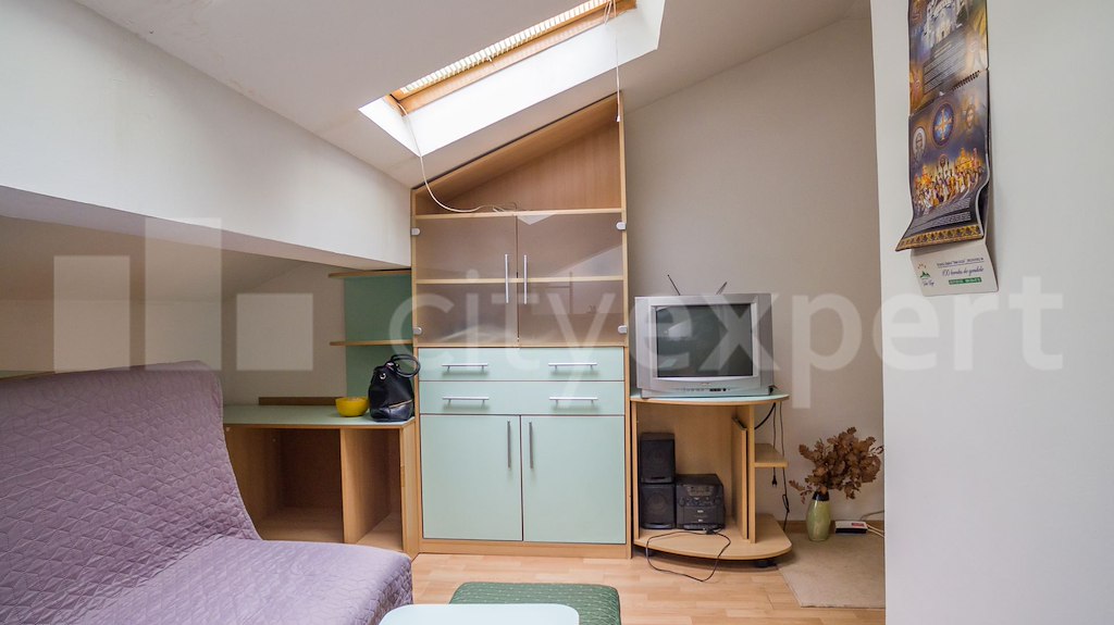 Stan za izdavanje BEZ PROVIZIJE: Jednoiposoban, 32m², Pariske komune, Medijana - 250€