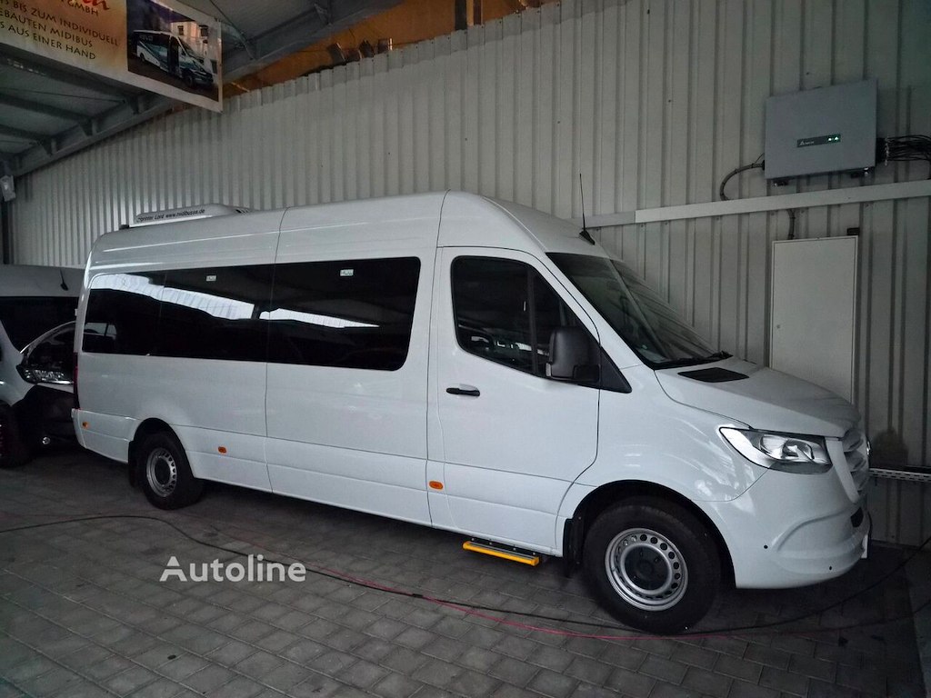 Novi Mercedes-Benz Sprinter 415 putnički minibus