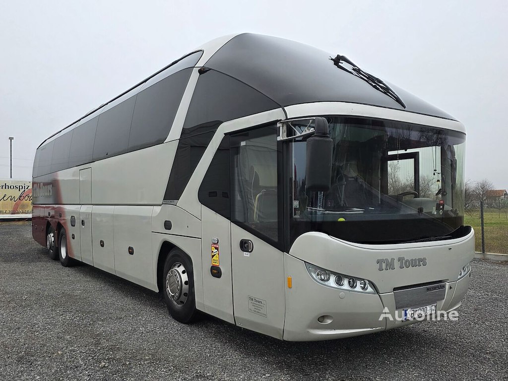 Neoplan Starliner turistički autobus