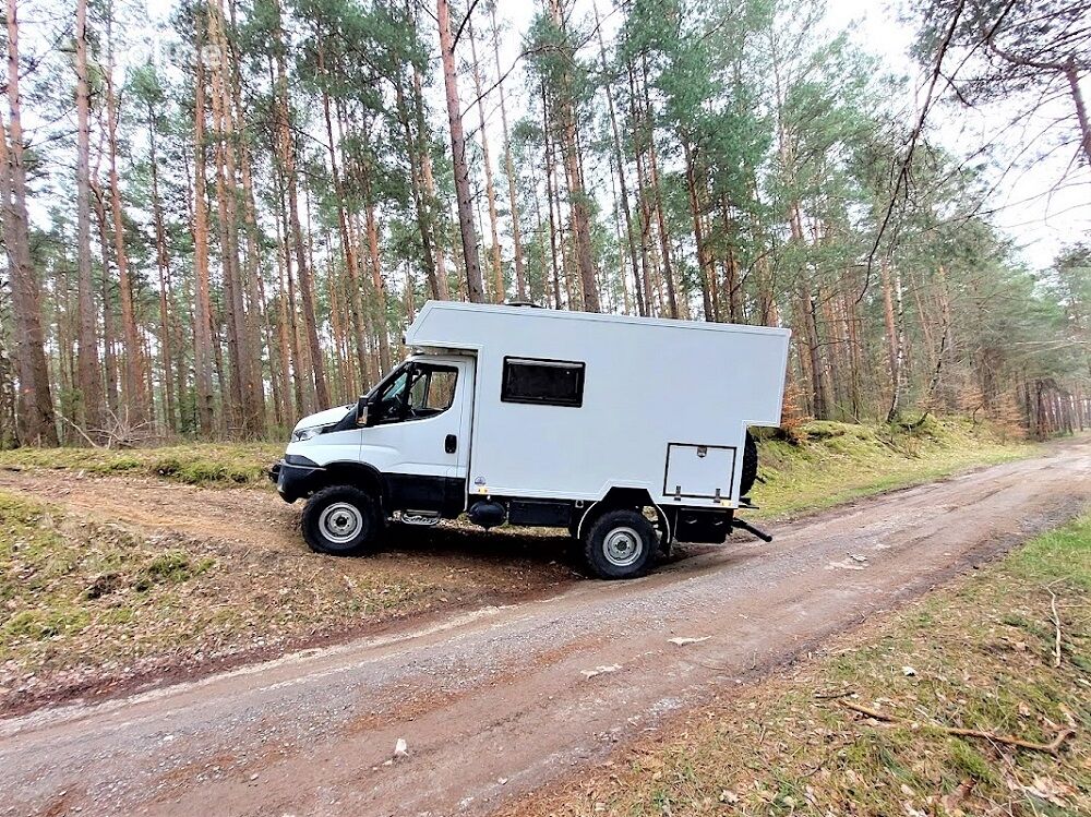 Novi IVECO Daily kamper kombi