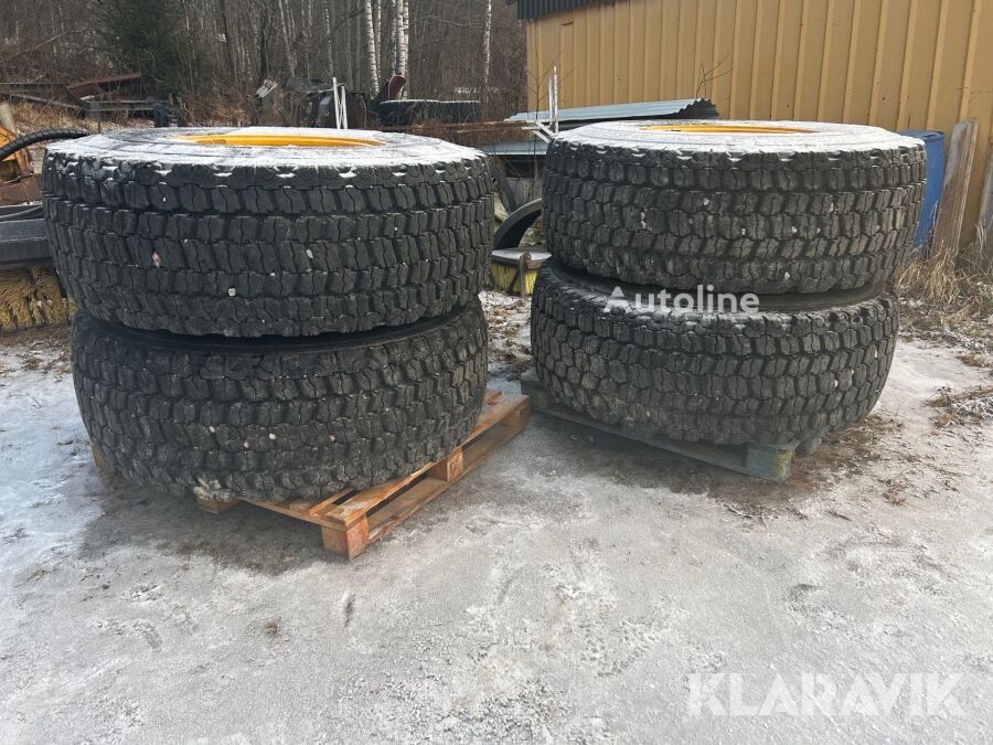 Prodaje se Bridgestone 20.5-25 točak na aukciji