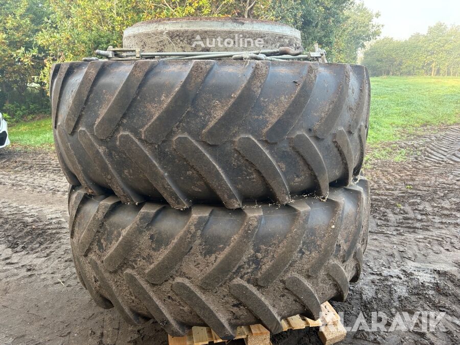 Prodaje se Michelin Tvillinghjul Michelin 2 styk točak na aukciji