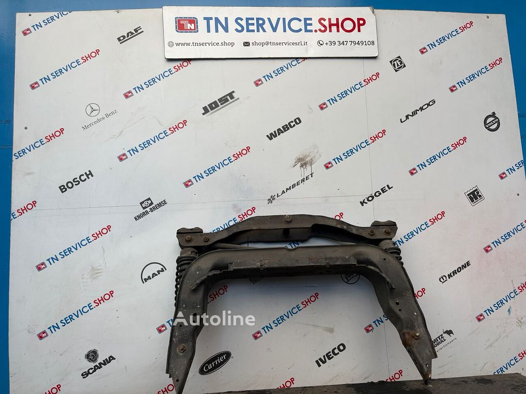 CULLA CABINA IVECO 504080441 za kamiona