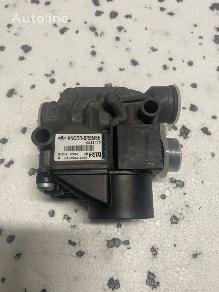 Knorr-Bremse 81524526039 EBS modulator za MAN TGX, TGS tegljača