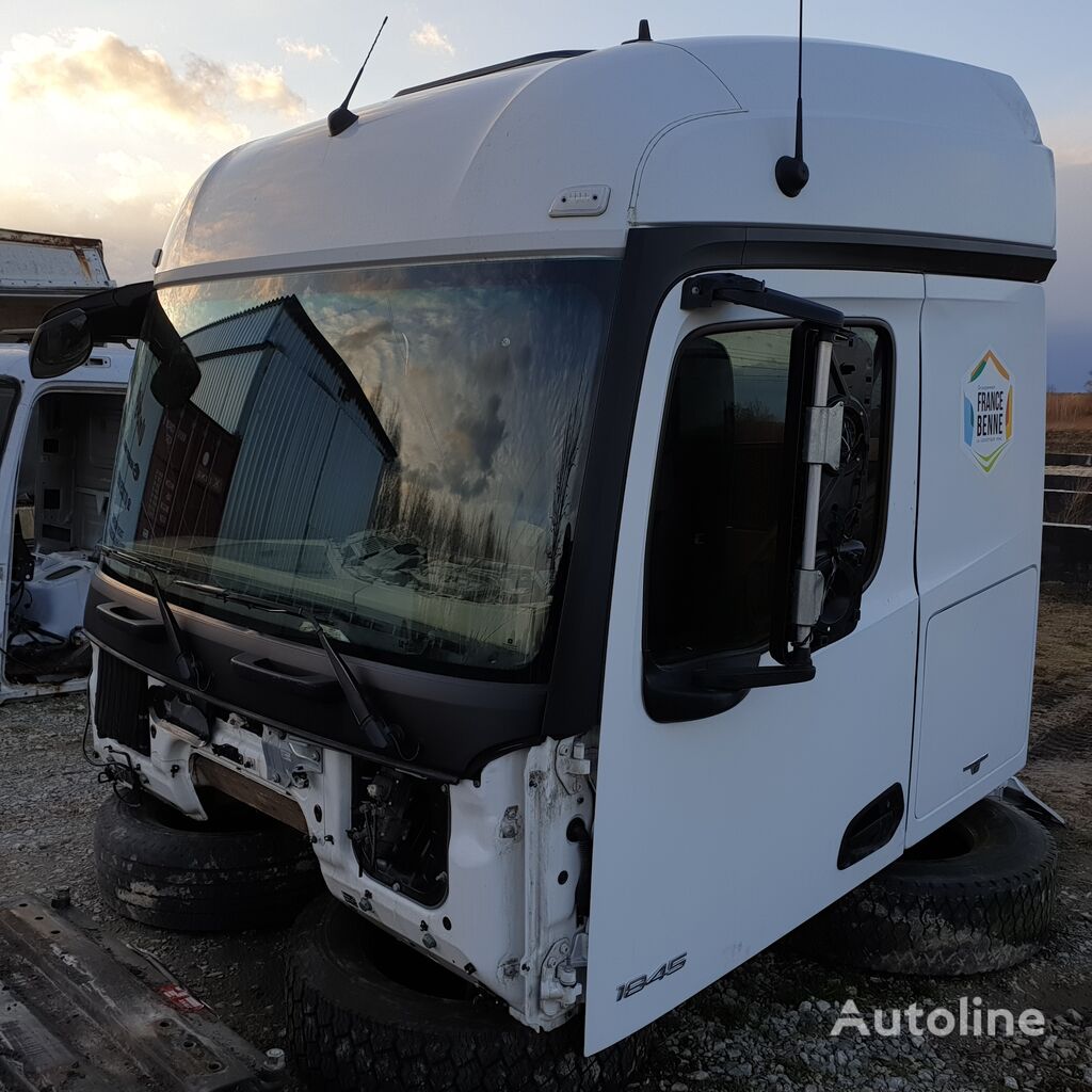 Kabina za Mercedes-Benz ACTROS MP4 MP5 AROCS tegljača