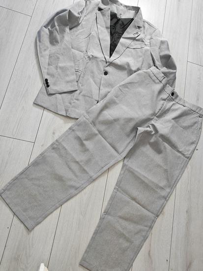 Novo muško odelo xxl