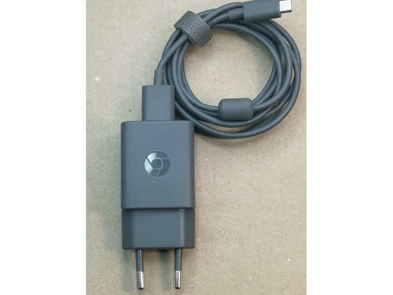 Chromecast punjac sa micro USB kablom