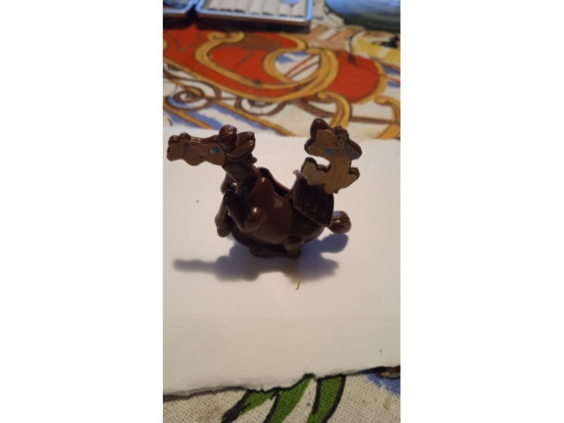 Kinder figurica