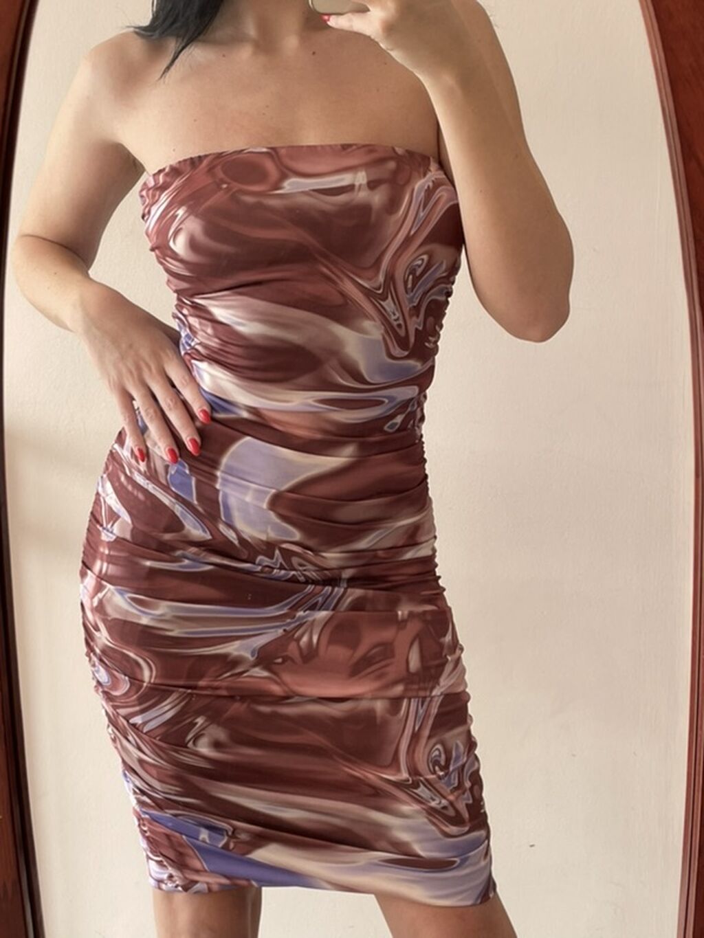 Ženska BLONDY haljina – midi dužina, bodycon kroj. - Materijal