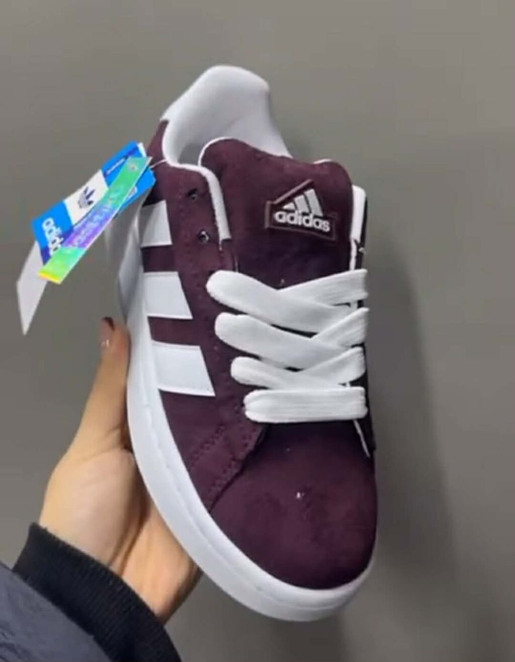 Adidas, 36
