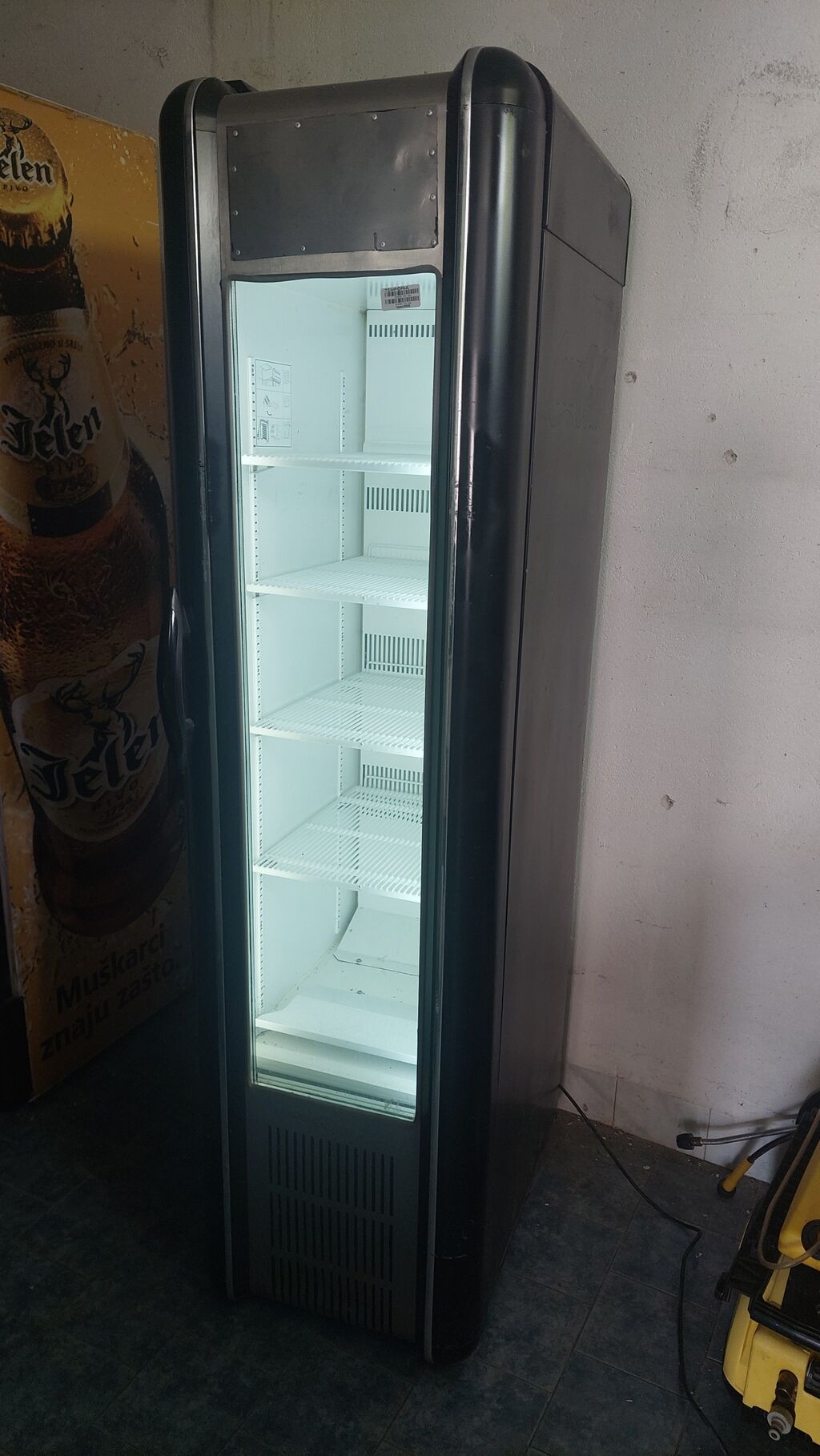 Profesionalna rashladna vitrina sa staklenim vratima - Visoka