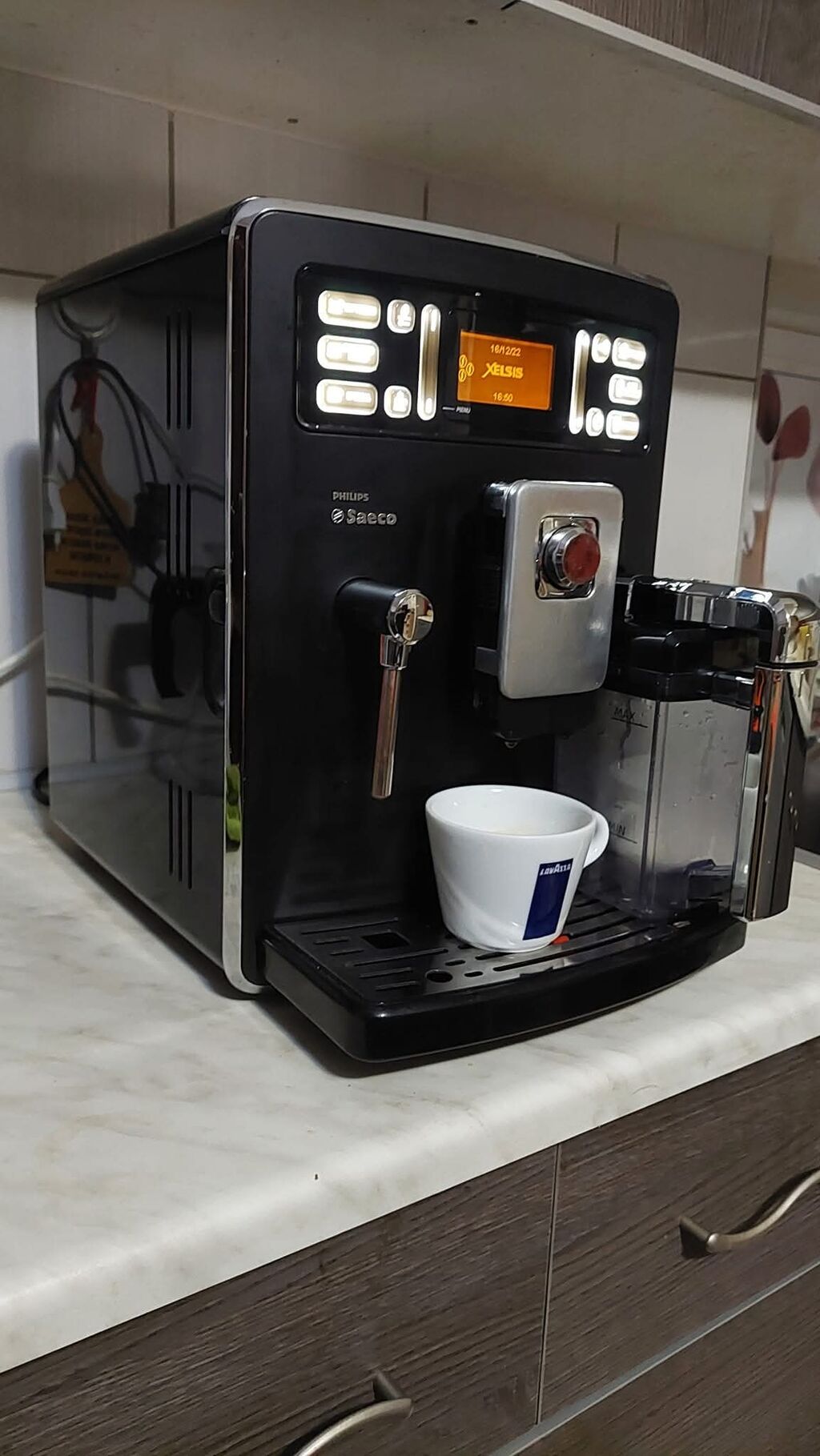 Philips Saeco Xelsis – potpuno automatski aparat za espresso sa