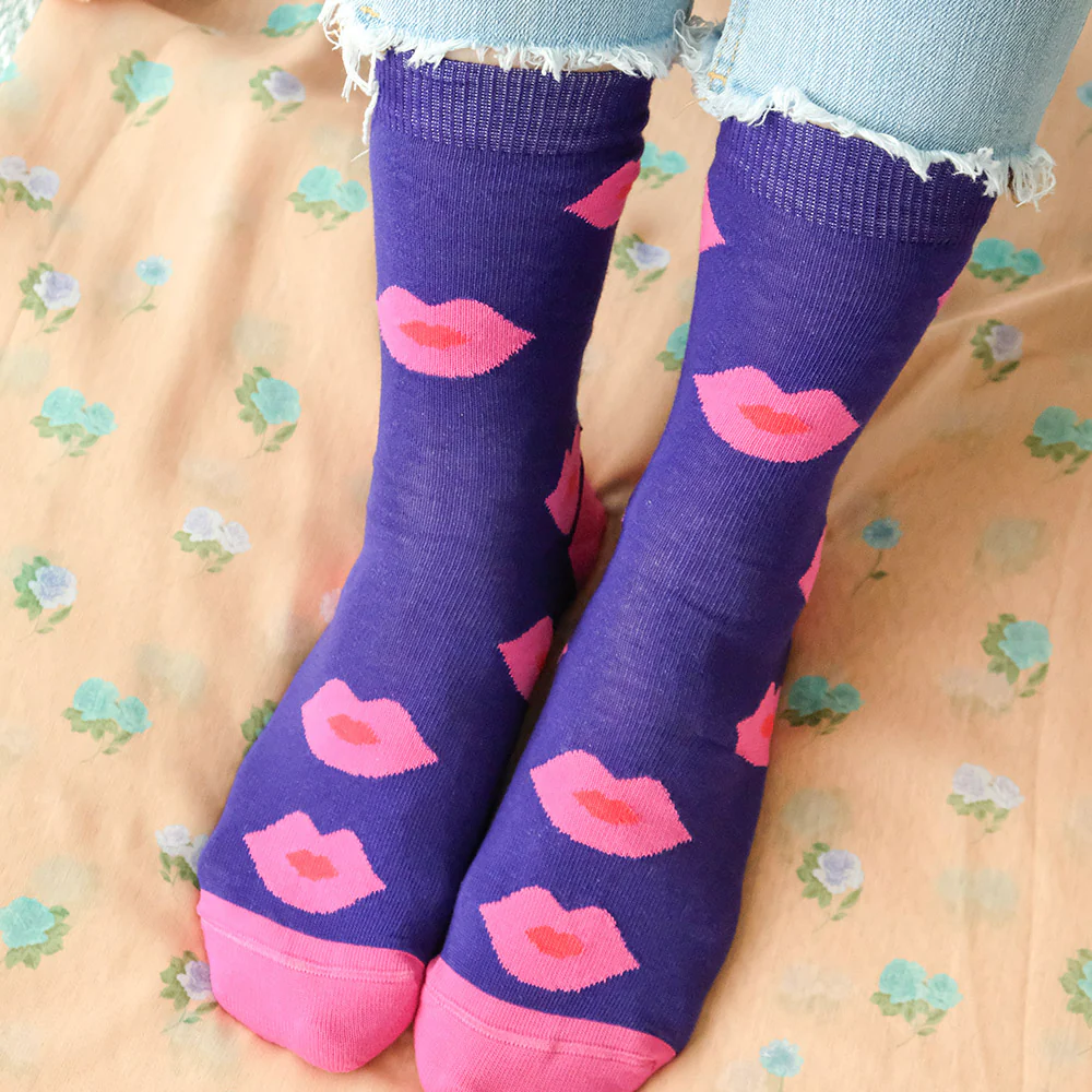 Socks with lips