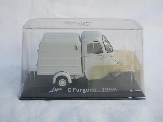 1:32 italeri piaggio ape C furgone